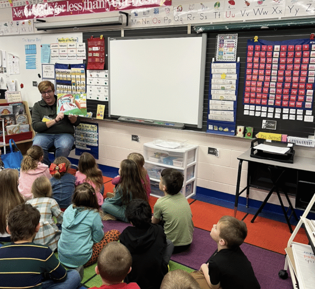 FIrst Read to Succeed – Altrusa International District Five